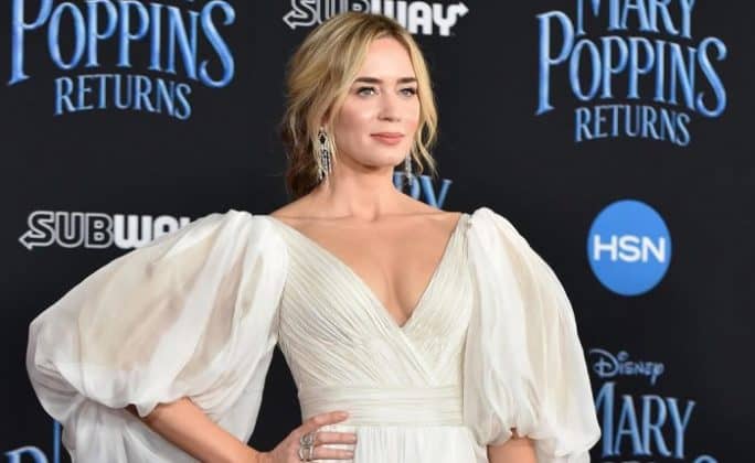 Did Emily Blunt Have Plastic Surgery? (Before & After 2022)